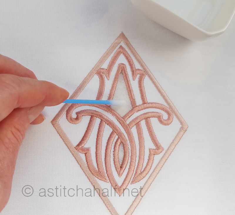 How to: Cutwork Embroidery by Annemarie | Tutorials and more | aStitch ...