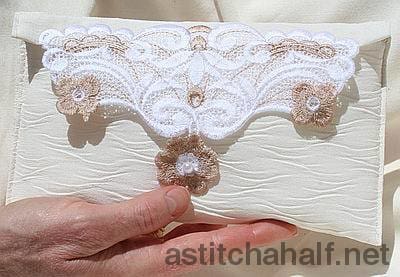 Fsl Elegant Purse - aStitch aHalf
