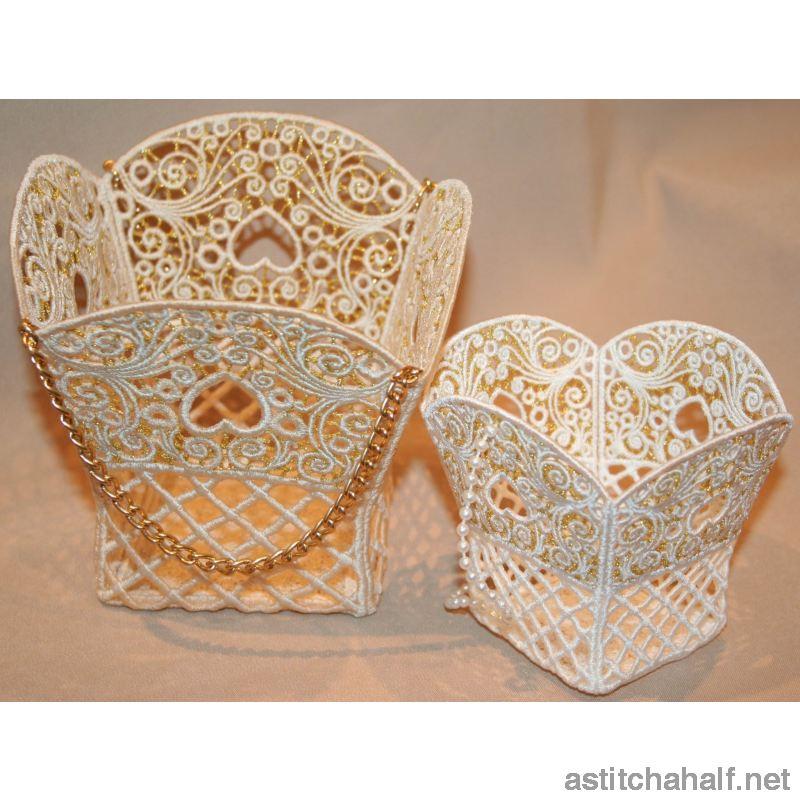 FSL Heidi Baskets - aStitch aHalf